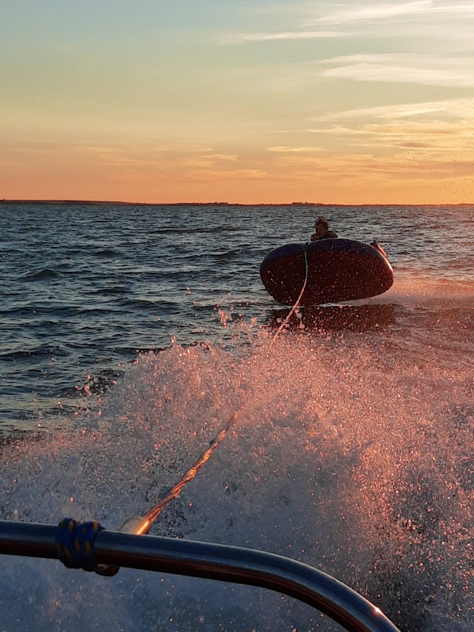 Home - Beachside Boat Rental - Cochin, SK, CA